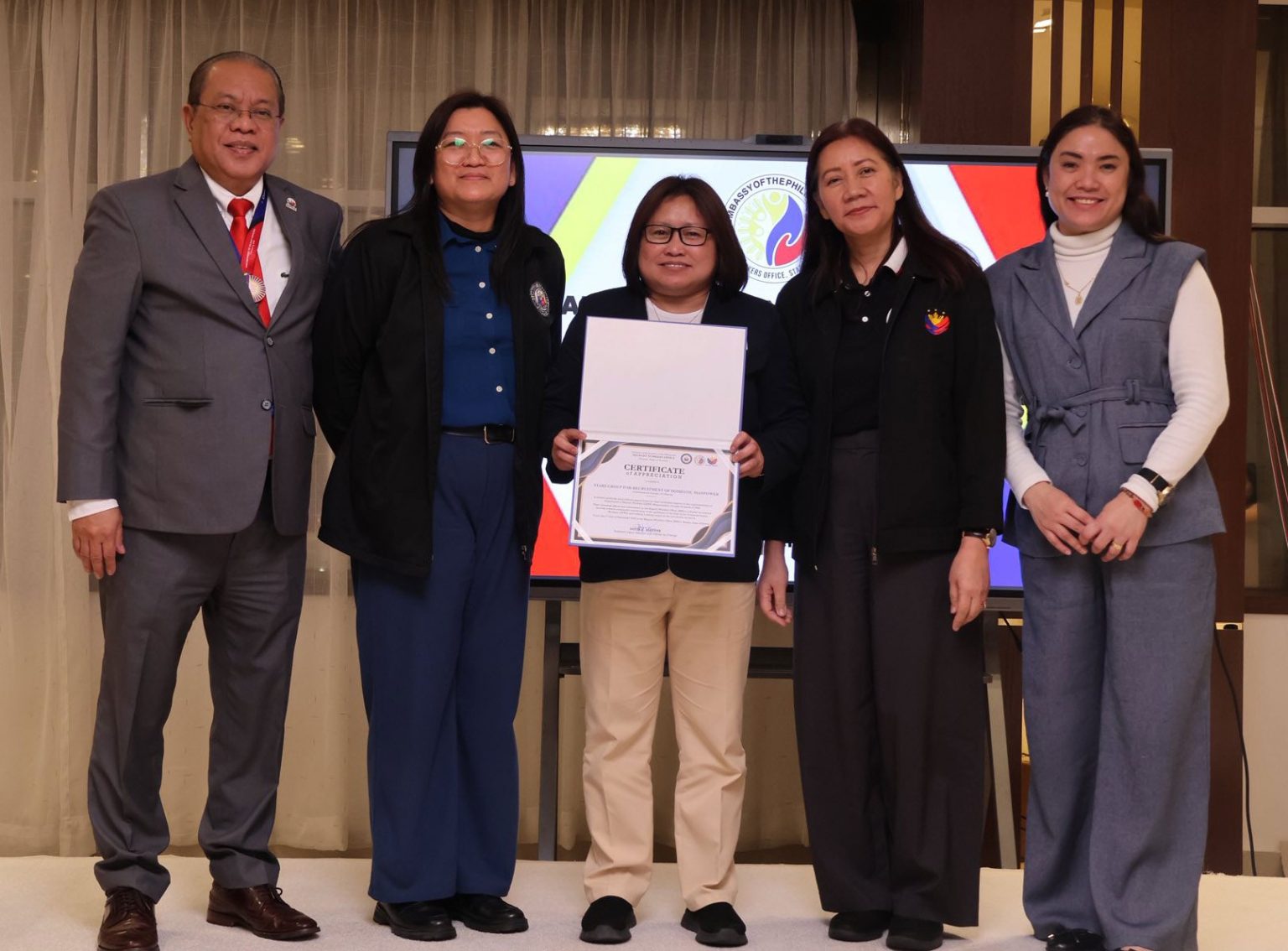 MWO Kuwait Pinarangalan ang 3 Recruitment Agencies sa Pagsunod sa $500 ...